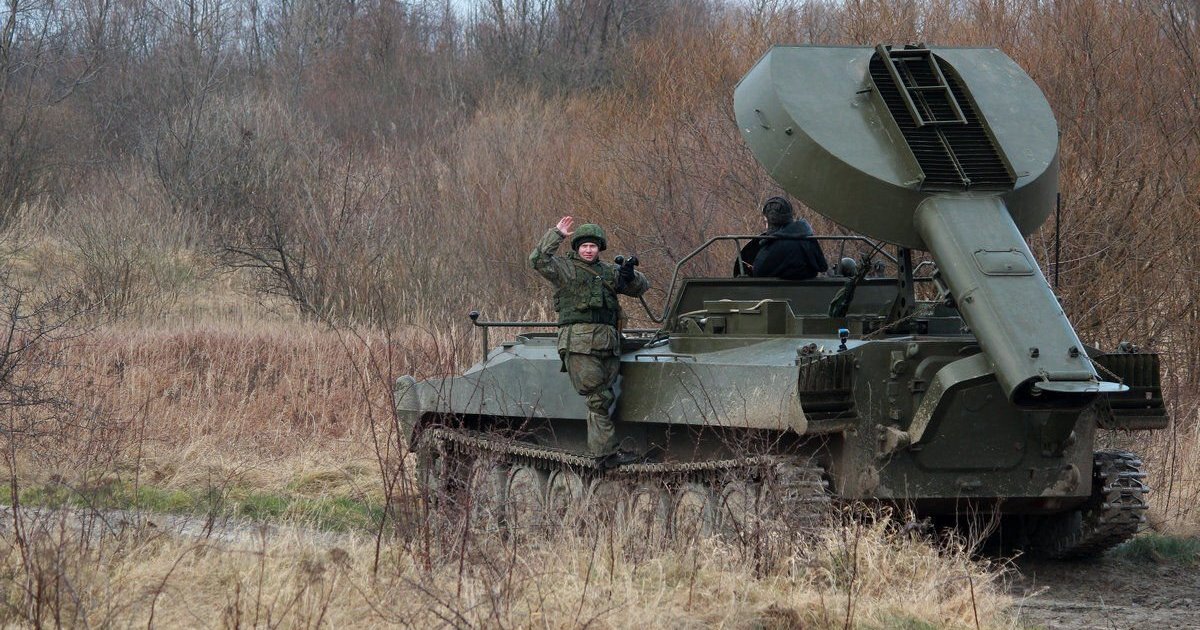 «Змей Горыныч»: для чего российской армии нужна странная машина УР-77